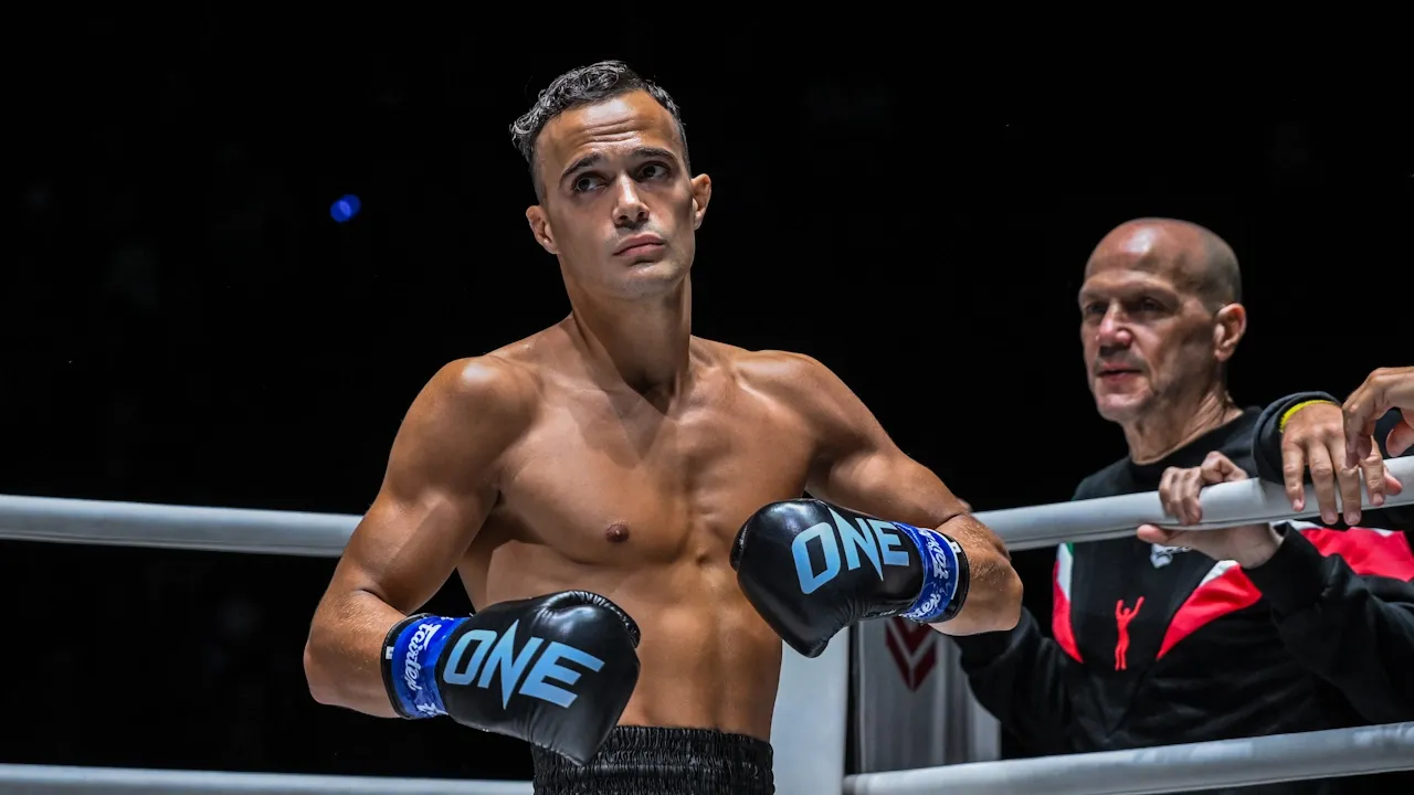 Jonathan Di Bella vs. Rui Botelho Booked for December 6 - Beyond Kickboxing